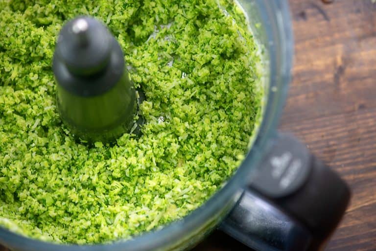 Broccoli Fritters - low carb + kid-friendly + super easy!