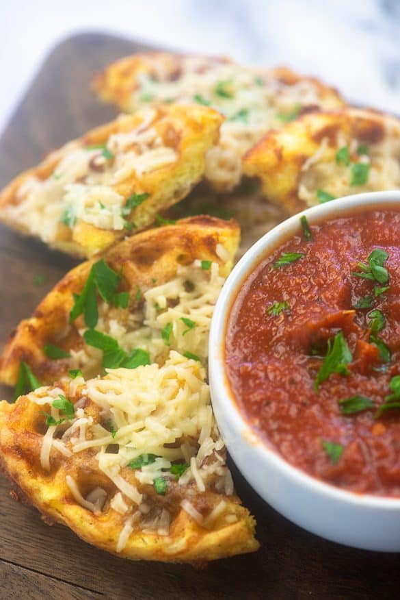 Garlic Bread Chaffle - That Low Carb Life