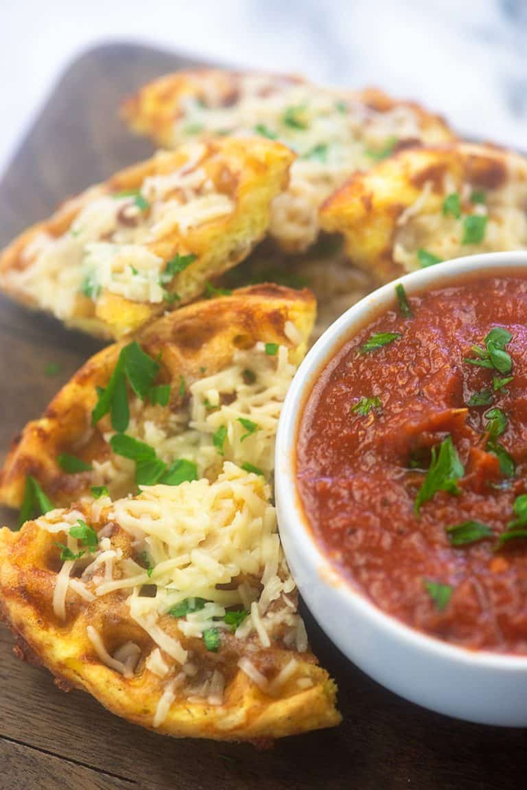 Garlic Bread Chaffle - That Low Carb Life
